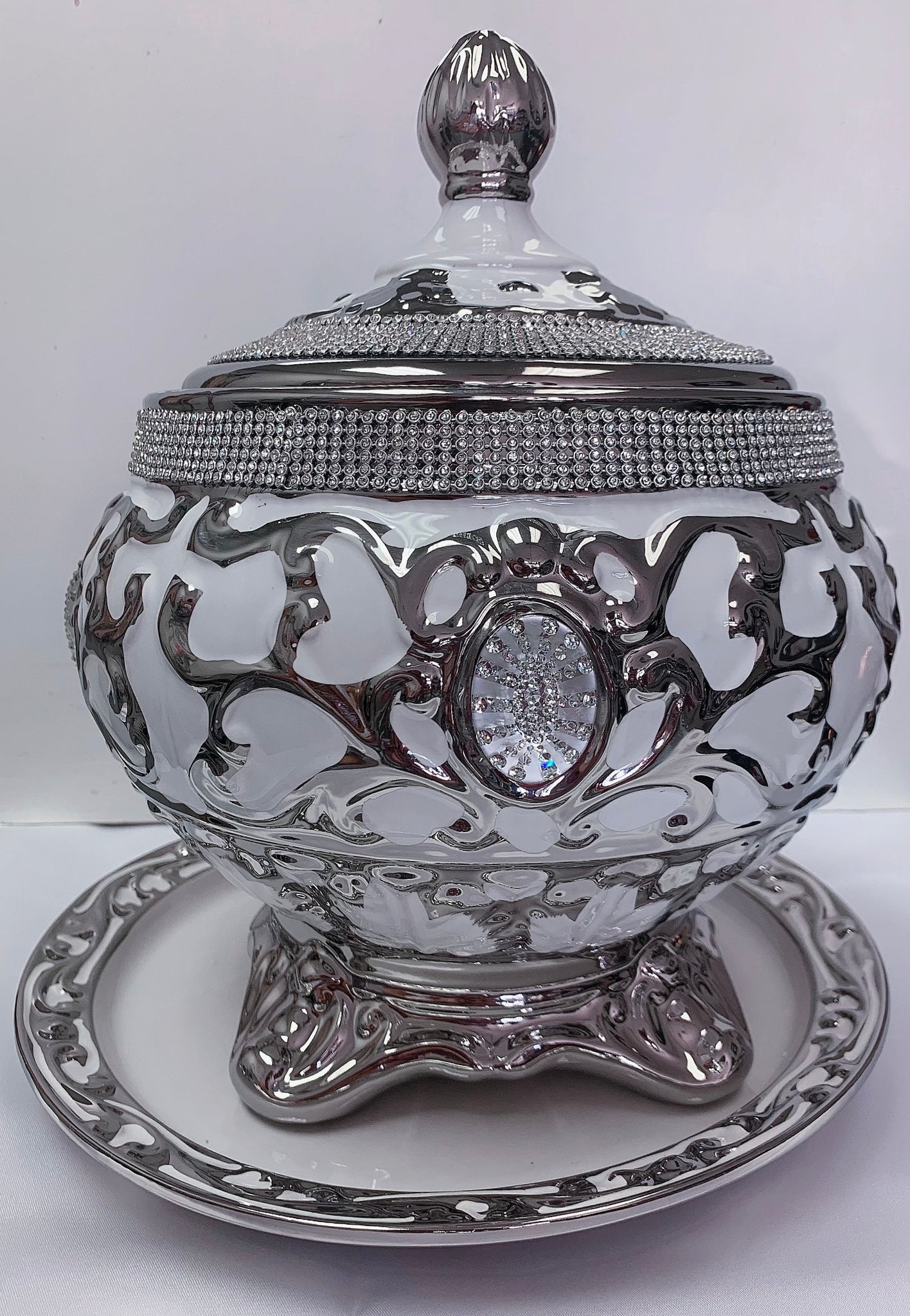 Sopera para Obatala de color blanco y plateado con plato. – Botanica La ...